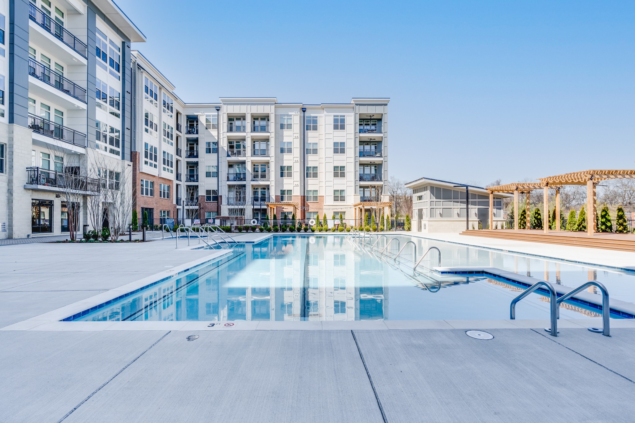 Resort-Inspired Amenities | McEwen Northside Apartments
